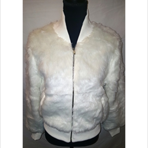 Jackets & Coats | Offwhite Faux Fur Jacket | Poshmark